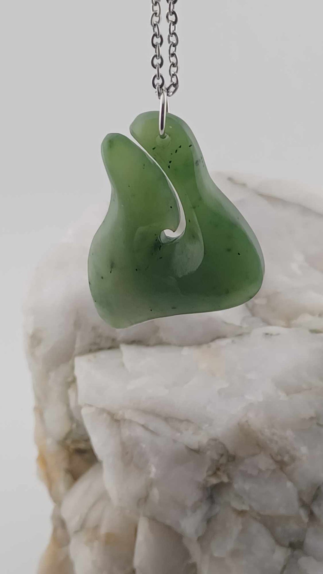 Translucency Jade Jewelry - Nephrite Jade & Jadeite Jewelry/rough
